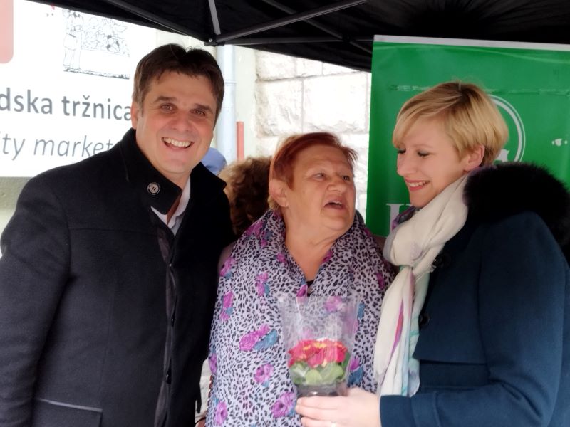 Labinski IDS povodom Dana žena darivao sugrađanke